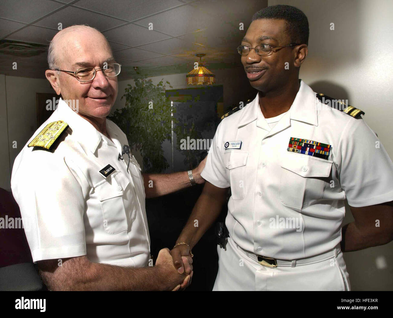 040826-N-5862D-001 Millington, Tenn. (Aug. 26, 2004) Ð Lt. Reggie ...