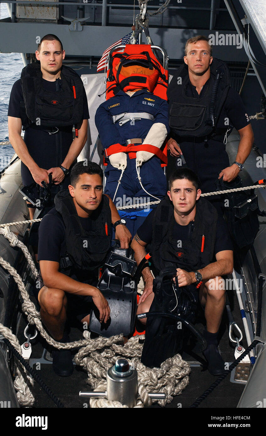030907-N-0967W-002 Atlantic Ocean (Sept. 7, 2003) -- Members of USS ...