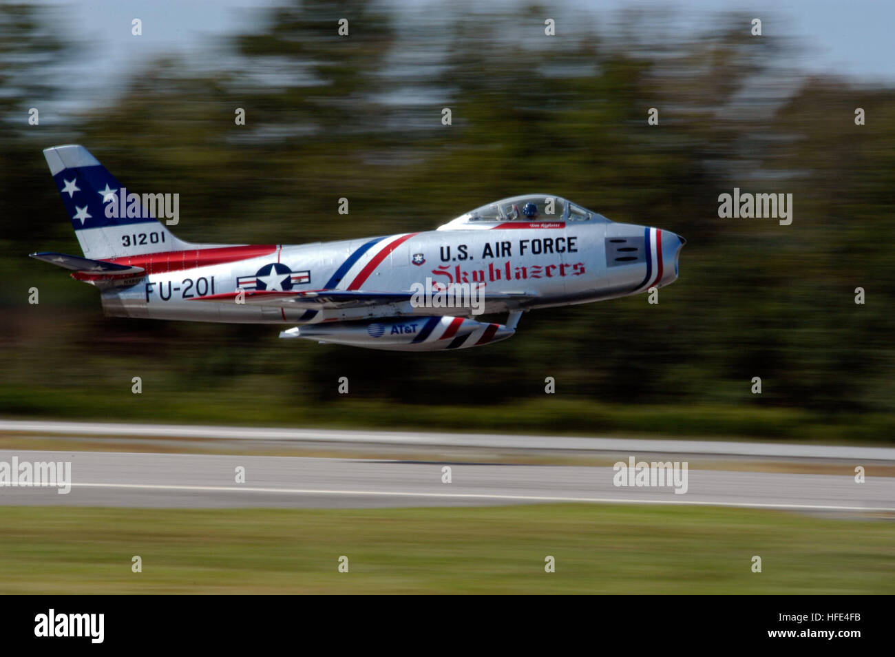 Korean war era aircraft hi-res stock photography and images - Alamy