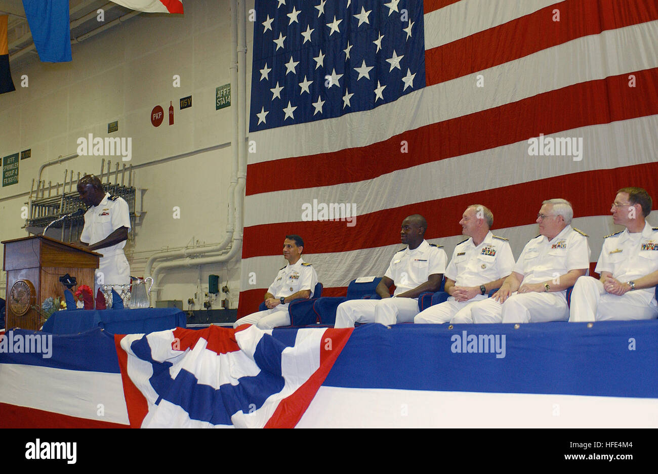031001-N-0967W-045 Aboard USS Ronald Reagan (CVN 76) Oct. 1, 2003 ...