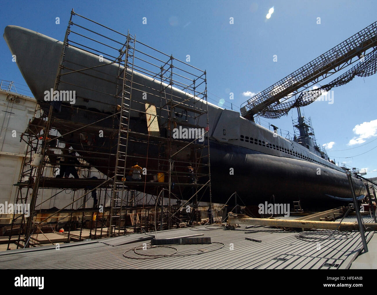 041005-N-3019M-004 Pearl Harbor, Hawaii (Oct. 5, 2004) - Marisco Ltd ...