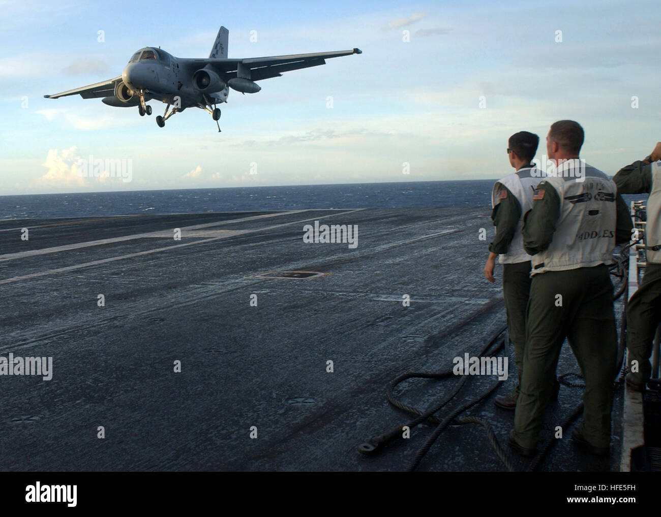 Landing signal officers lso hi-res stock photography and images - Alamy