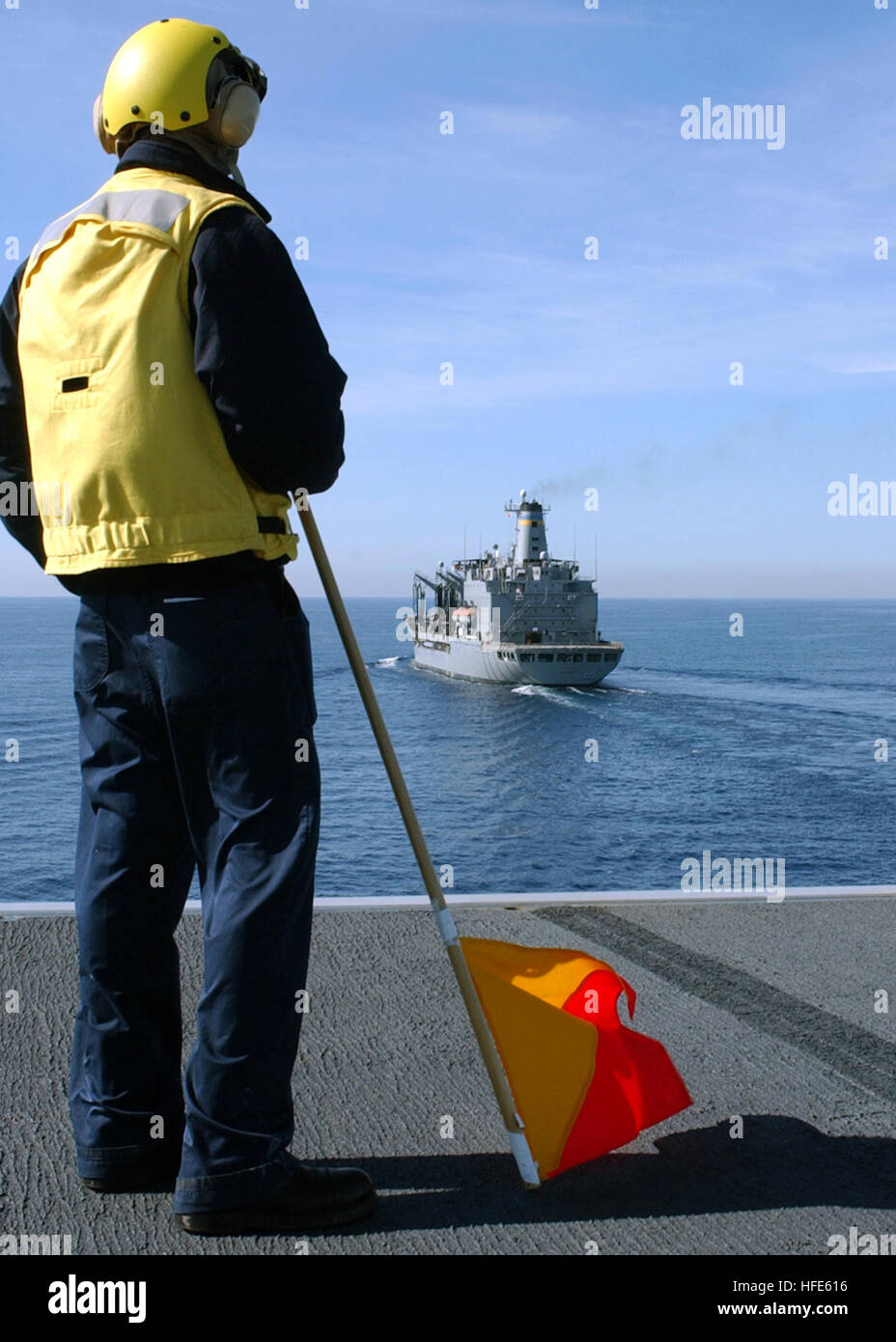 041116-N-1638B-001 Pacific Ocean (Nov. 16, 2004) - Quartermaster 3rd ...