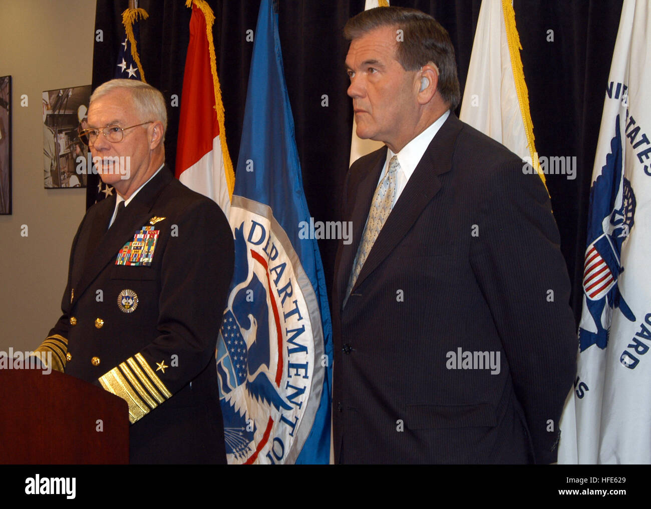 Commander of norad and usnorthcom hi-res stock photography and images ...