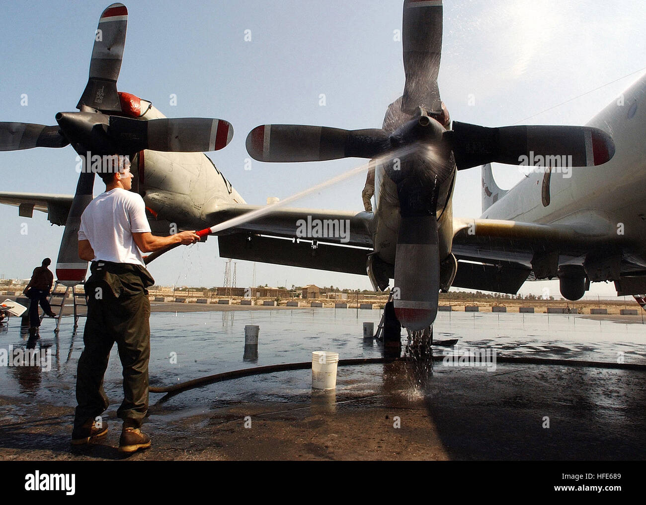 Propeller wash hi-res stock photography and images - Alamy