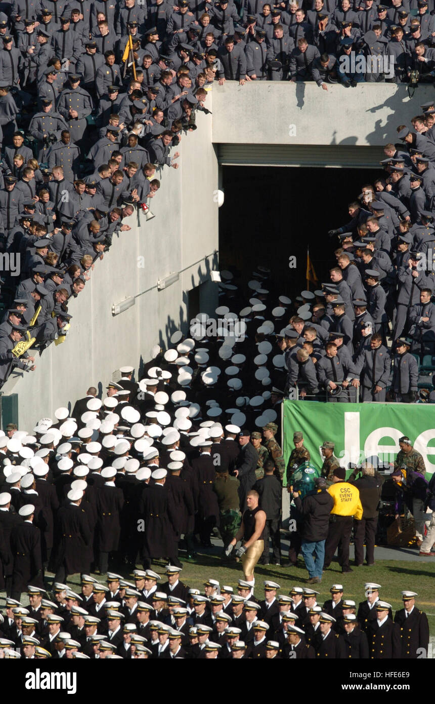 U.S. Navy Midshipmen march past West Point Cadets during opening ...