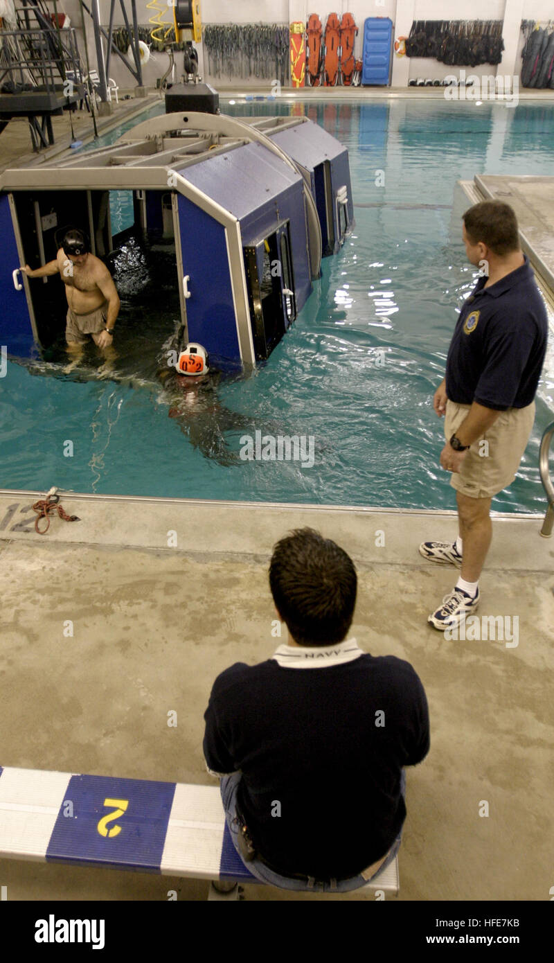 Emergency procedures helicopter hi-res stock photography and images - Alamy