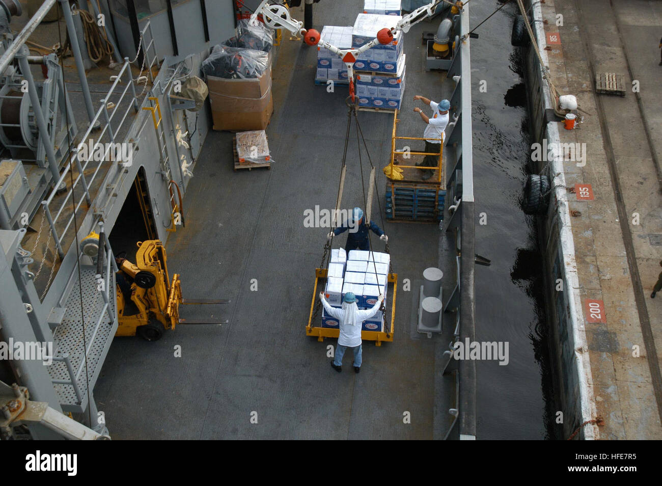 Usns concord t afs 5 hi-res stock photography and images - Alamy