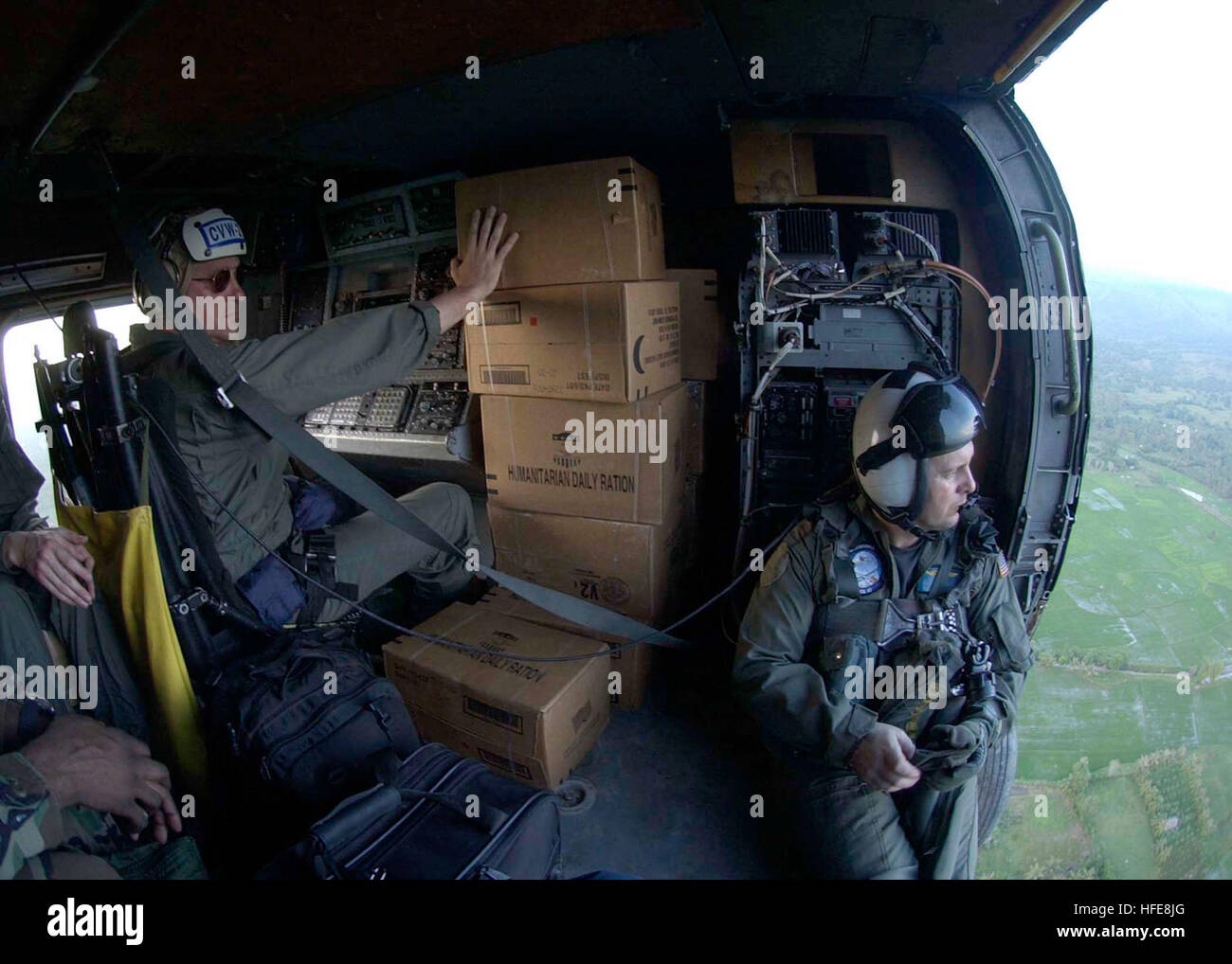 050119-N-2560Y-272 Indonesia (Jan. 19, 2005) Ð Lt. Cmdr Thomas Walcott ...