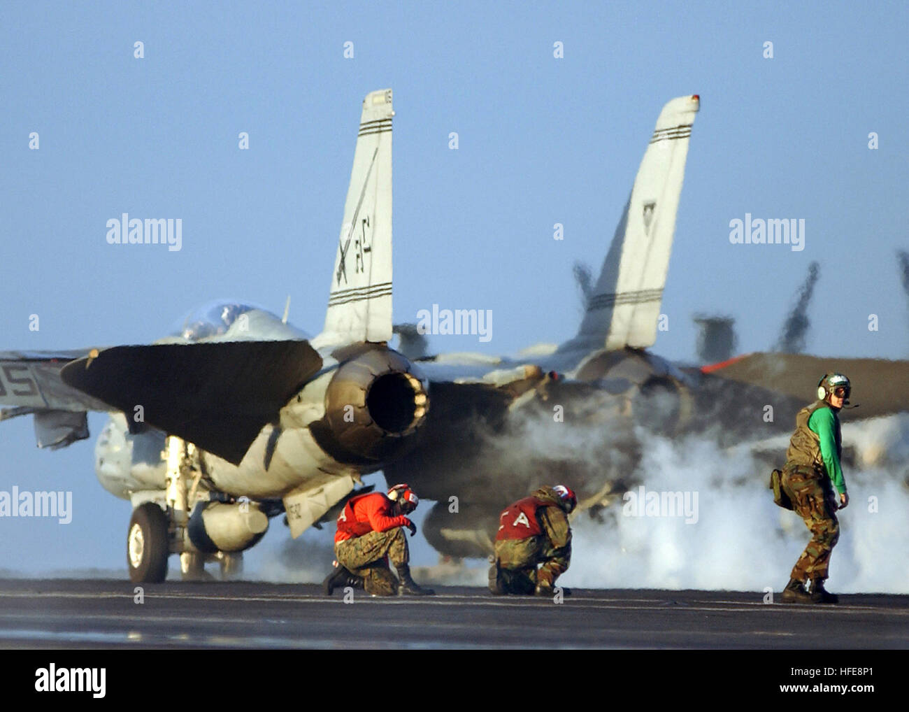 050121-N-4308O-095 Persian Gulf (Jan. 21, 2005) - An F-14 Tomcat ...