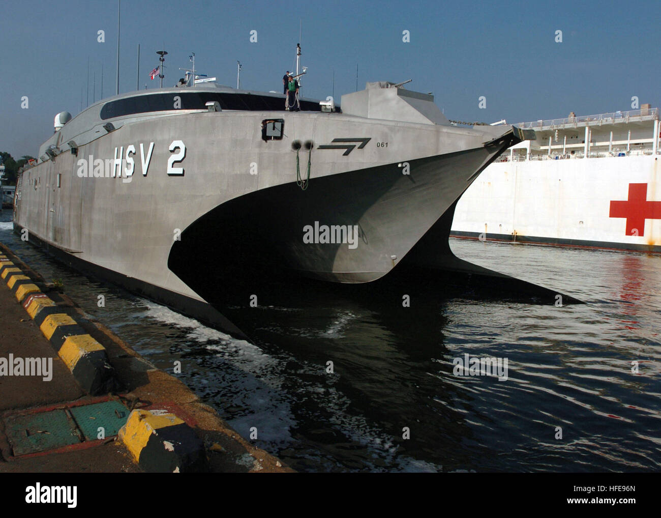 050130-N-8629M-036 Singapore (Jan. 30, 2005) - High Speed Vessel Two ...