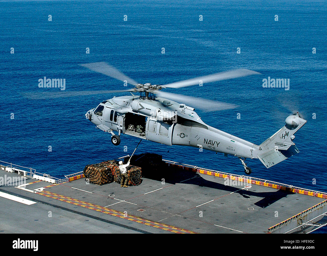 050204-N-0050M-001 Caribbean Sea (Feb. 4, 2005) – An MH-60S Knighthawk ...
