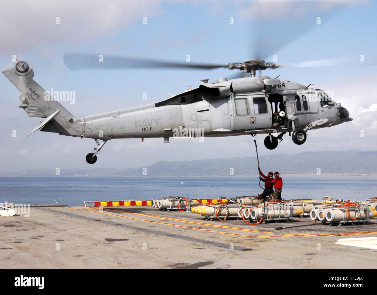 050207-N-2059B-010 Pacific Ocean (Feb. 7, 2004) – An MH-60S Knighthawk ...