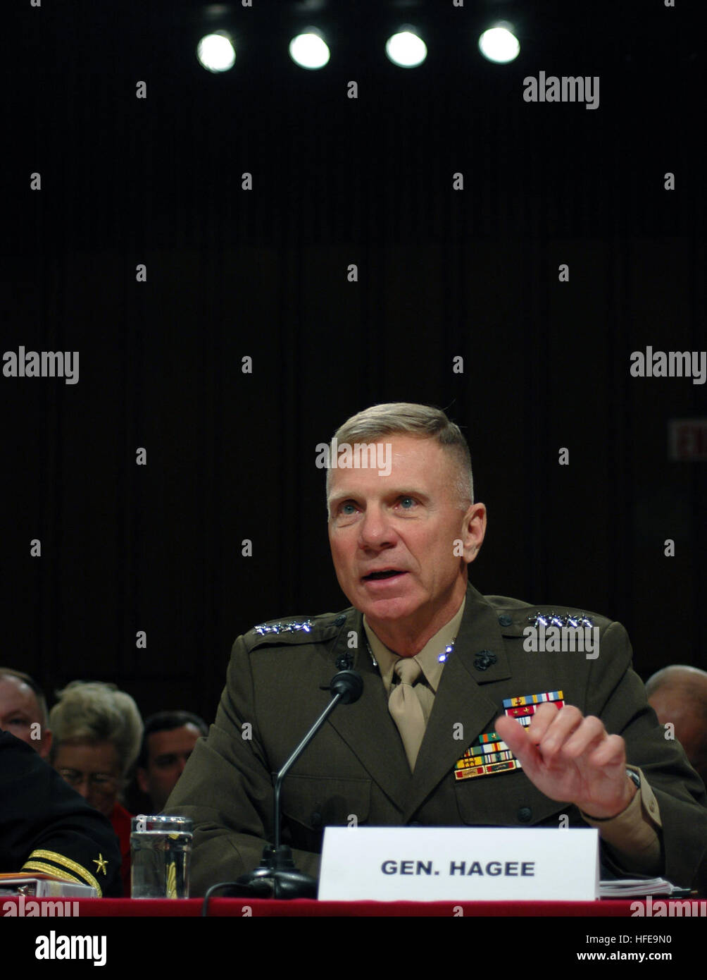 050210-N-2383B-172 Washington, D.C. (Dec. 10, 2005) Ð Commandant of the ...