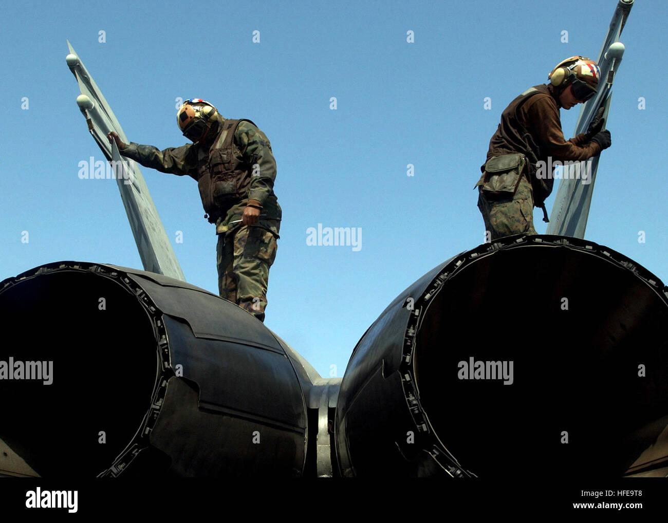 Uss harry lee hi-res stock photography and images - Alamy