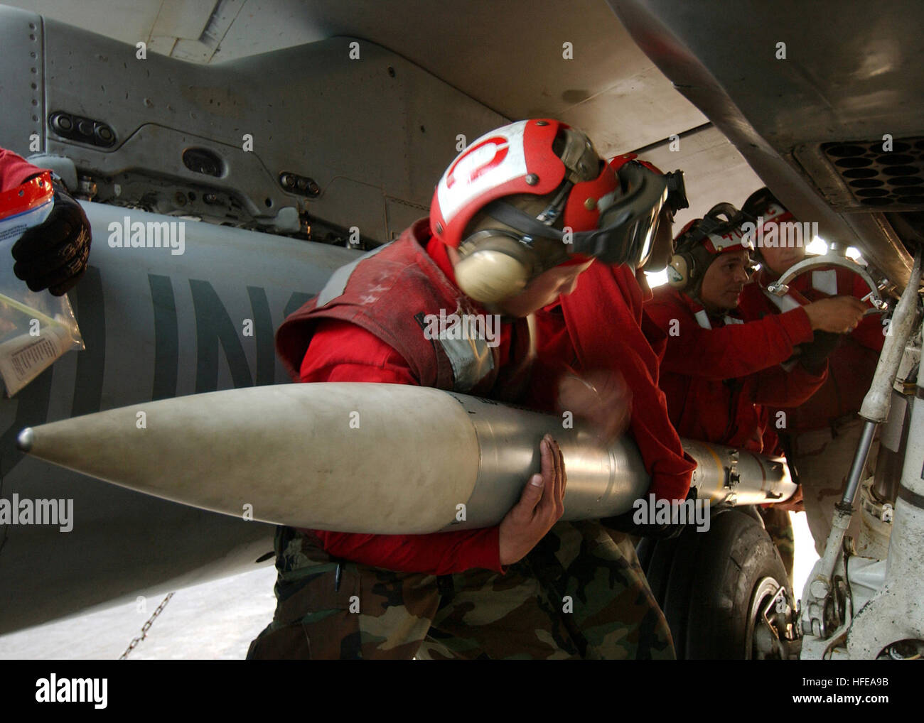 Aim 120 amraam missile hi-res stock photography and images - Alamy