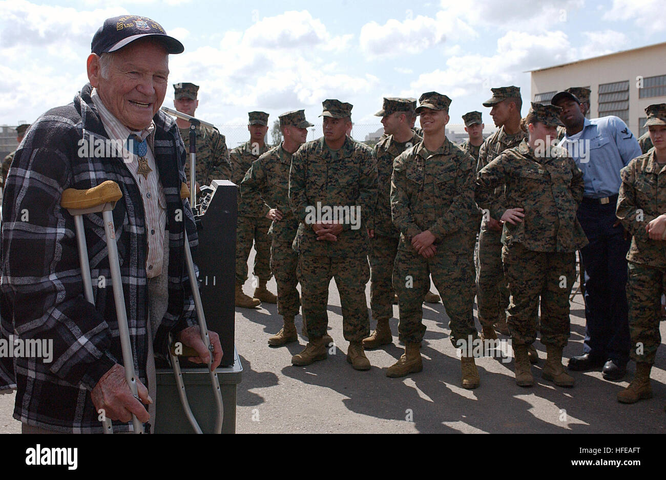 050303-N-0000W-001 Miramar, Calif. (Mar. 3, 2005) Ð Retired Navy Lt ...