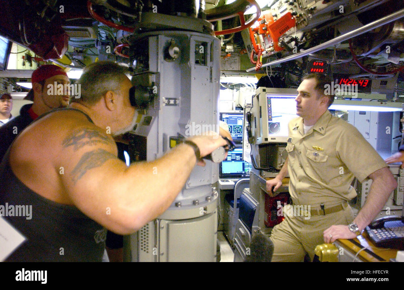 Uss albuquerque ssn 706 hi-res stock photography and images - Alamy