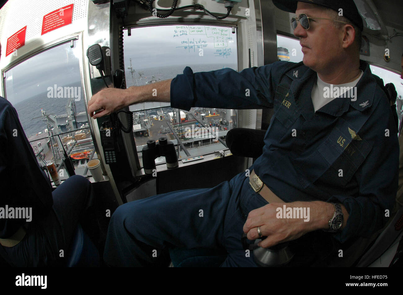 Uss kitty hawk cv 63 commanding officer hi-res stock photography and ...