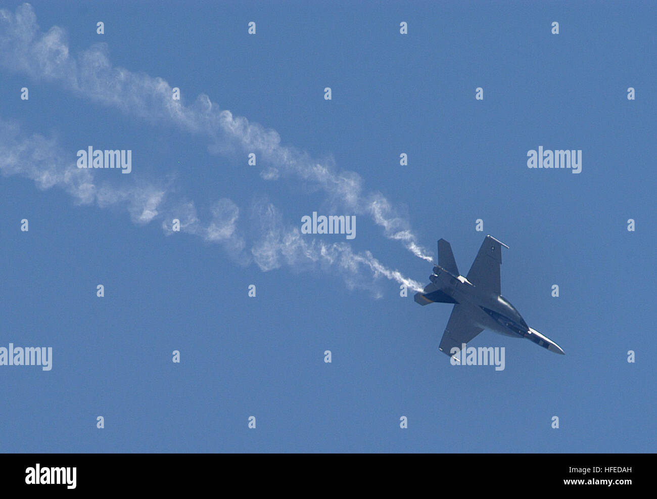 Leading edge extensions hi-res stock photography and images - Alamy