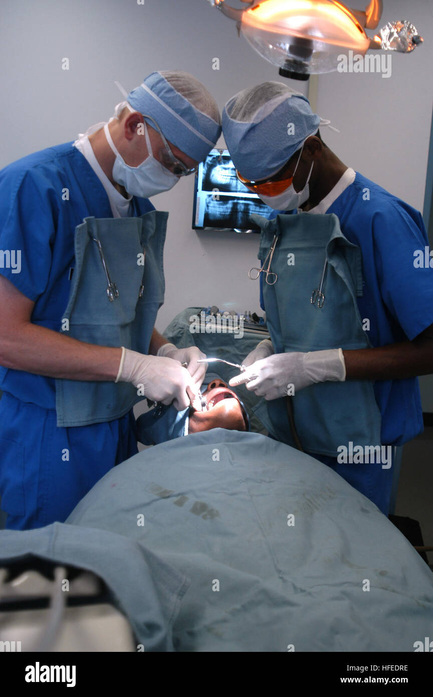 040721-N-8937A-056 U.S. Fleet Activities Sasebo, Japan (July 21, 2004 ...