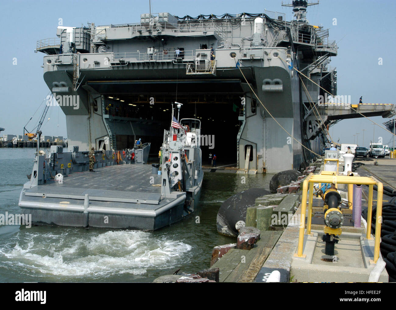 Stern gate marriage hi-res stock photography and images - Alamy