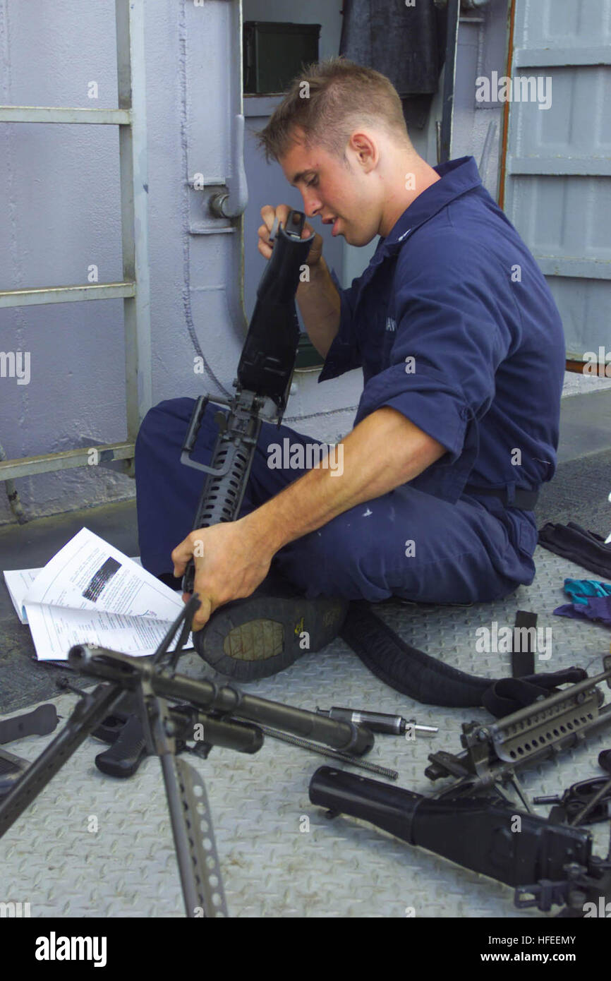 030103-N-9867P-004 At sea aboard USS Mount Whitney (LCC/JCC 20) Jan. 3 ...