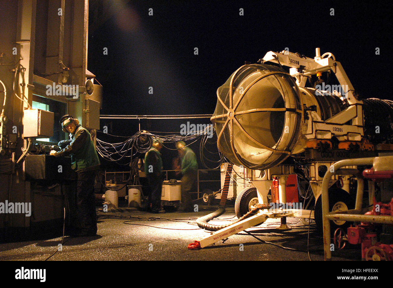 Jet engine testing hi-res stock photography and images - Alamy