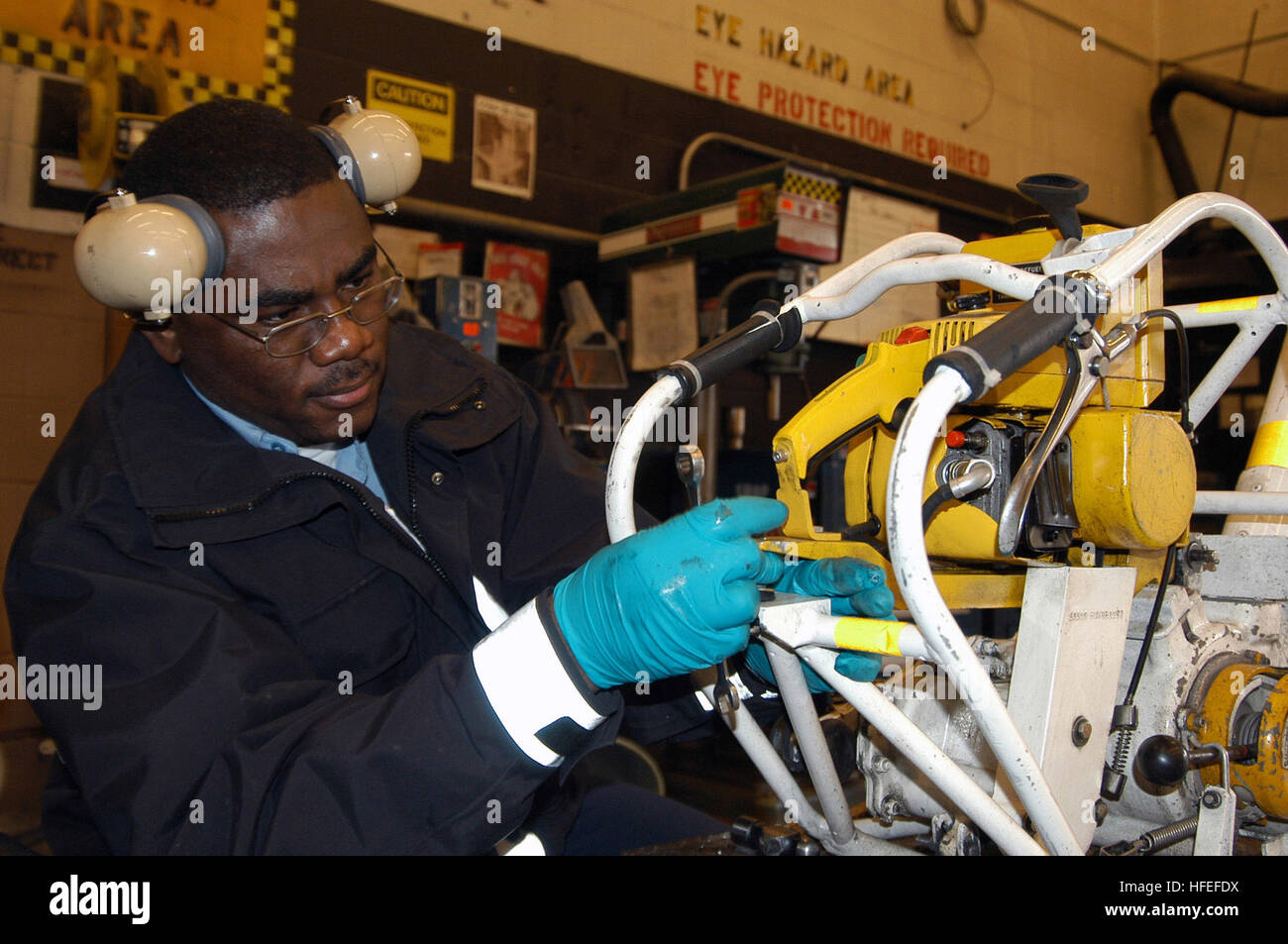 Aviation intermediate maintenan hi-res stock photography and images - Alamy