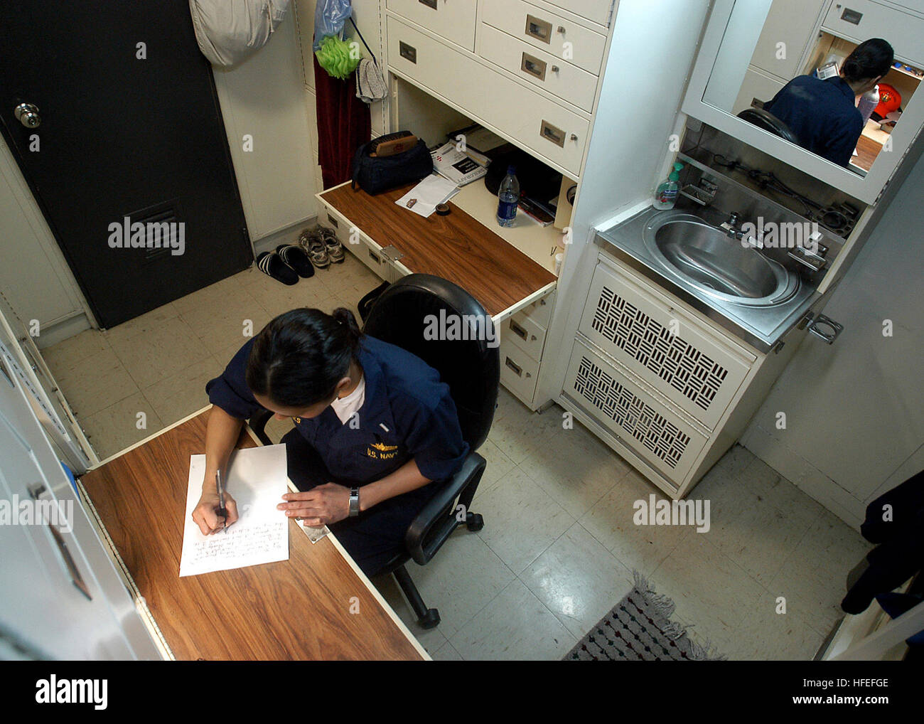 Uss kearsarge wasp class hi-res stock photography and images - Alamy