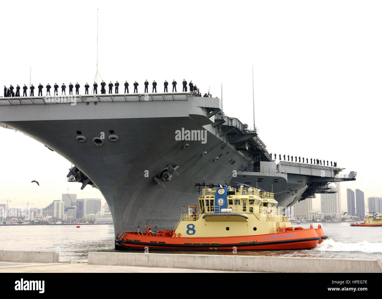 Maning rails hi-res stock photography and images - Alamy