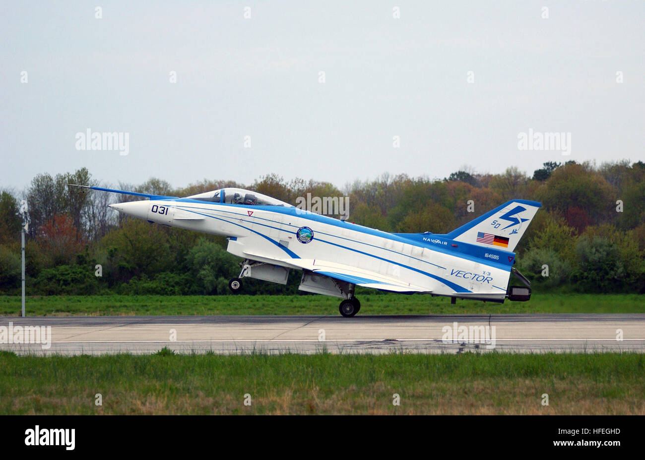 030422-N-0000D-001 Naval Air Station Patuxent River, Md. (Apr. 22, 2003 ...