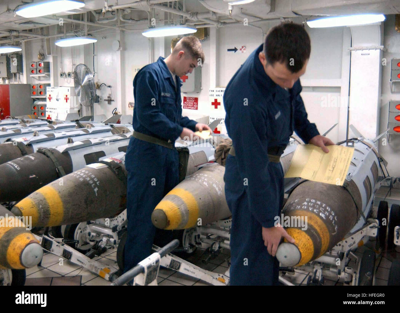 030320-N-5292M-005 The Arabian Gulf (Mar. 20, 2003) -- Aviation ...