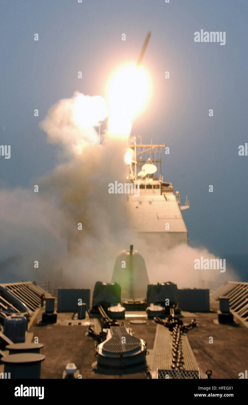 030320-N-4655M-009 Arabian Gulf (Mar. 20, 2003) -- A Tomahawk Land ...