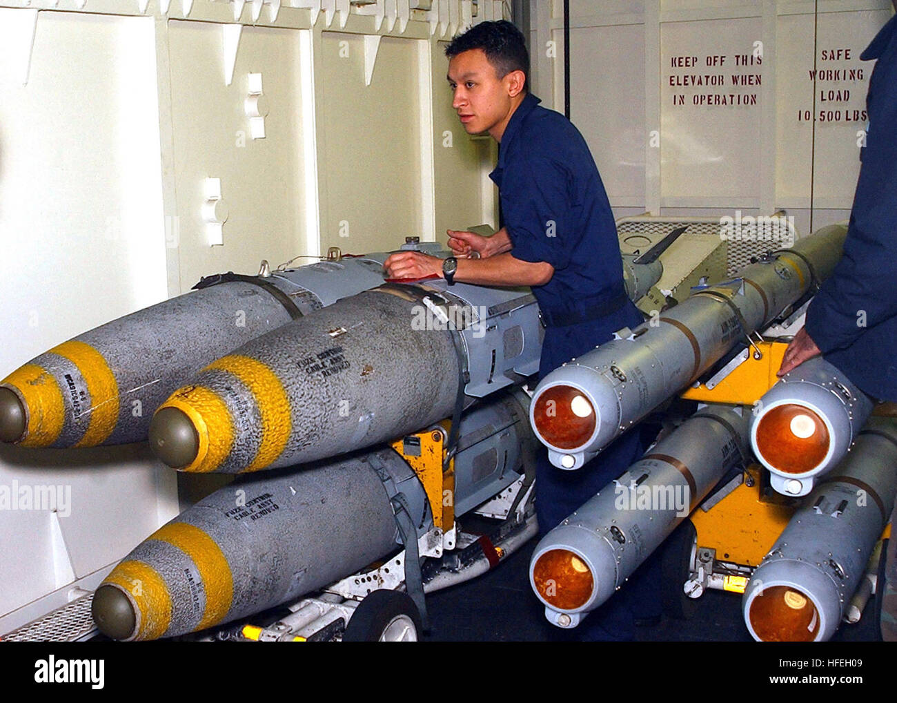 002 32 hi-res stock photography and images - Alamy