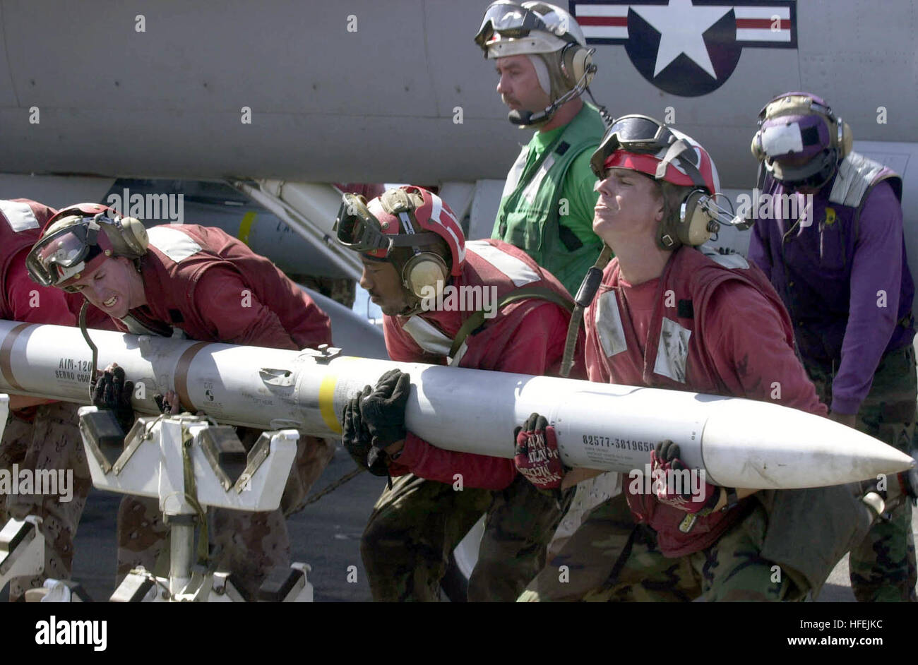 Aim 120 amraam missile hi-res stock photography and images - Alamy