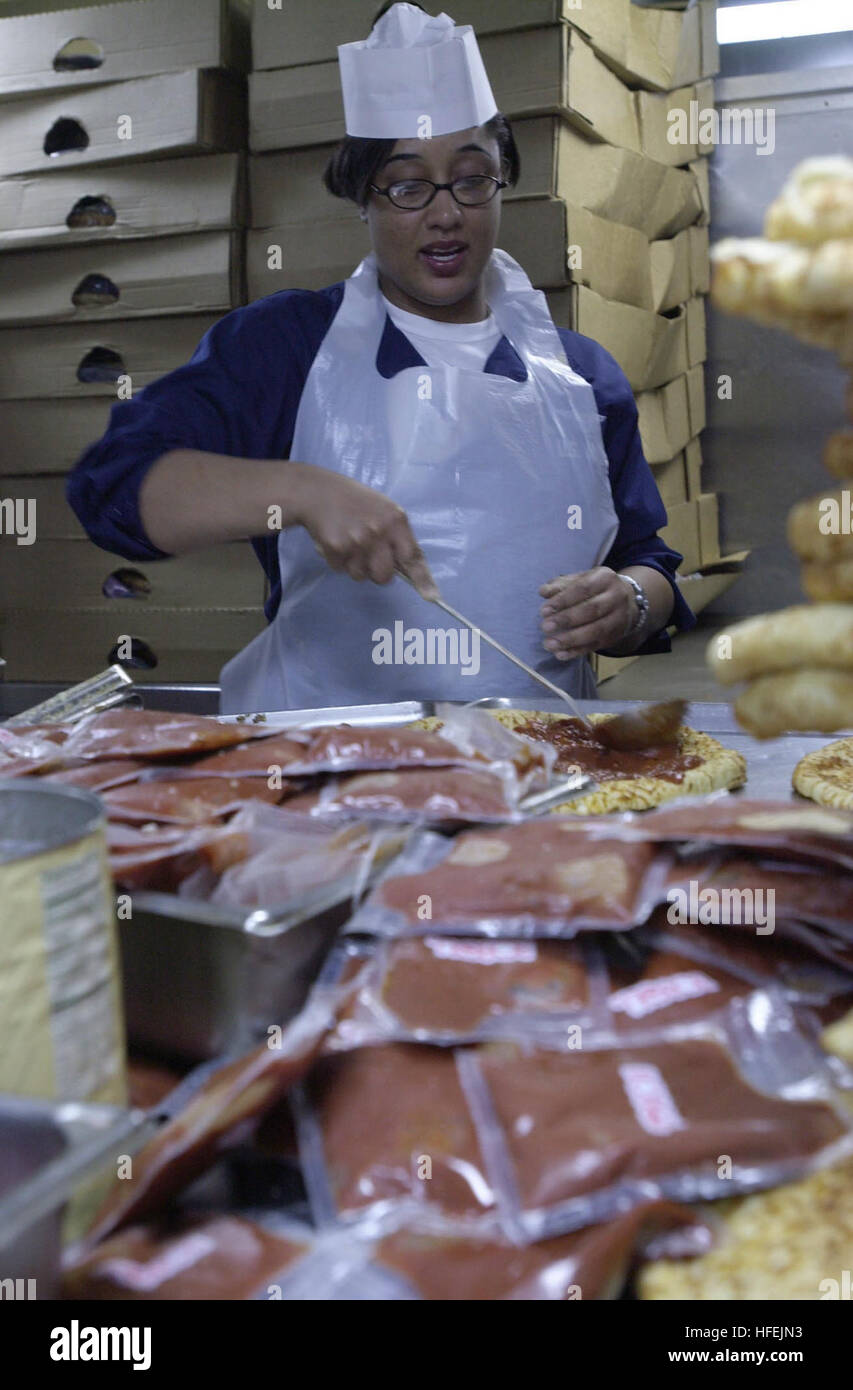 First class pizza night hi-res stock photography and images - Alamy