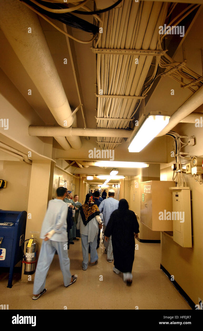 Hospital ship mercy outside hi-res stock photography and images - Alamy