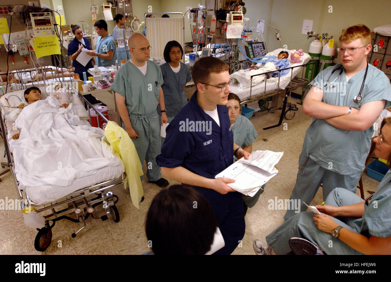 030423-N-6967M-235 Aboard USNS Comfort (T-AH 20) Apr. 23, 2003 ...