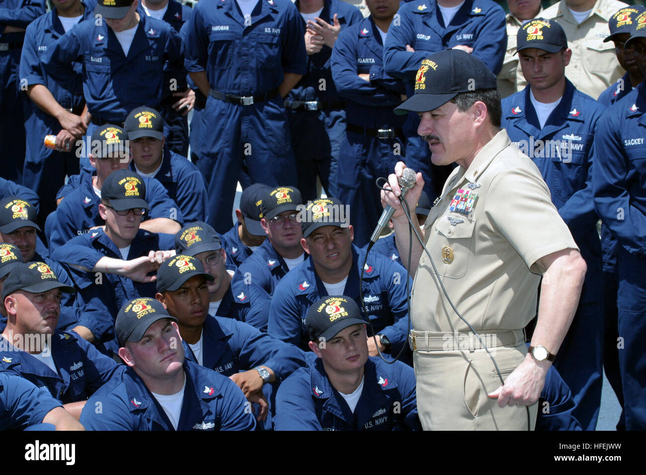 030424-N-3228G-004 Pearl Harbor, Hawaii (Apr. 24, 2003) -- Master Chief ...