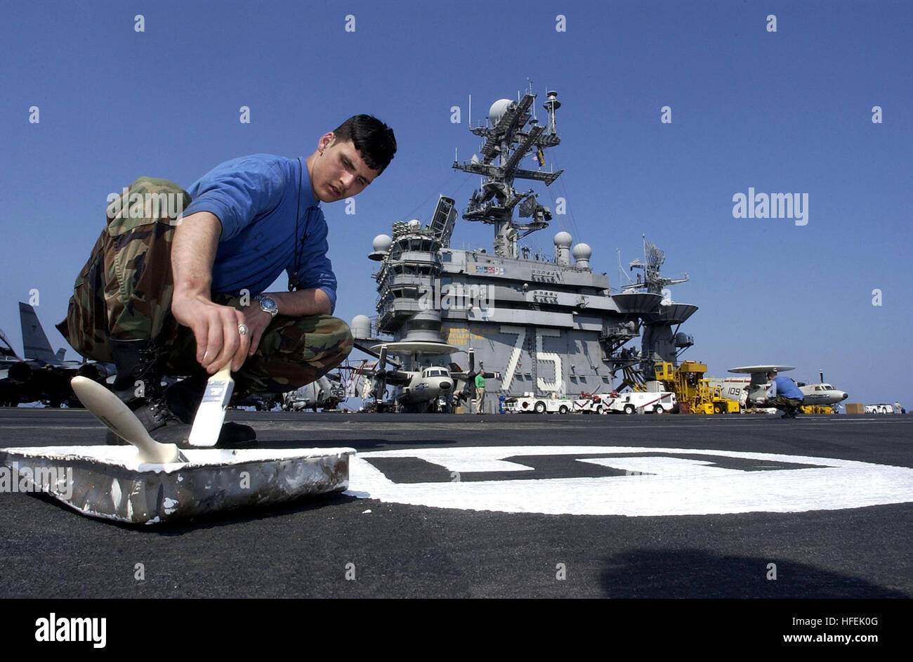 030426-N-4308O-012 The Mediterranean Sea (Apr. 26, 2003) -- Airman ...