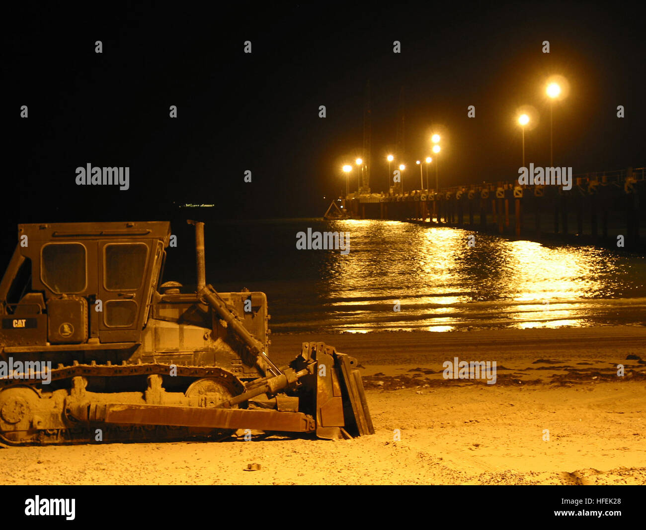 Navy elevated causeway system modular hi-res stock photography and ...