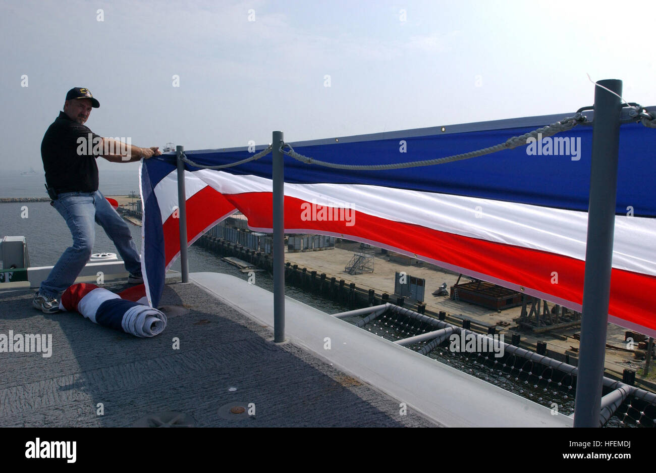 030709-N-8148A-097 Pre-commissioning Unit (PCU) Ronald Reagan (CVN 76 ...