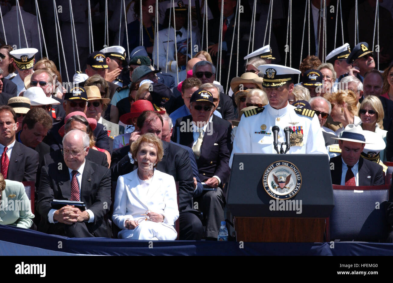 Commissioning ceremony uss nimitz hi-res stock photography and images ...