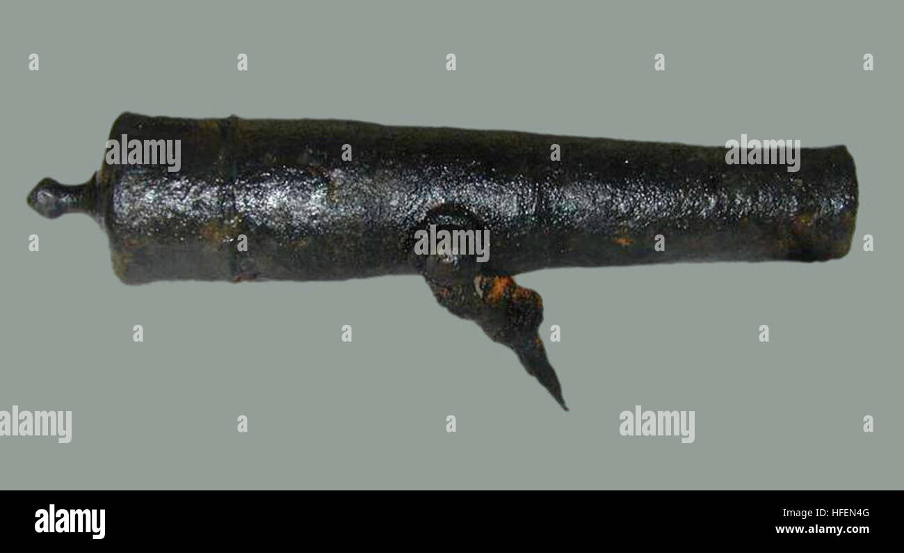 Swivel gun High Resolution Stock Photography and Images - Alamy