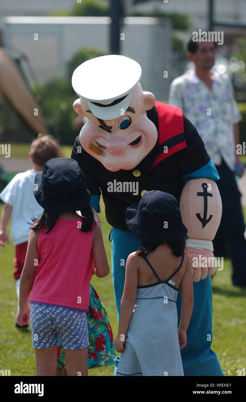 Popeye the sailor hi-res stock photography and images - Alamy