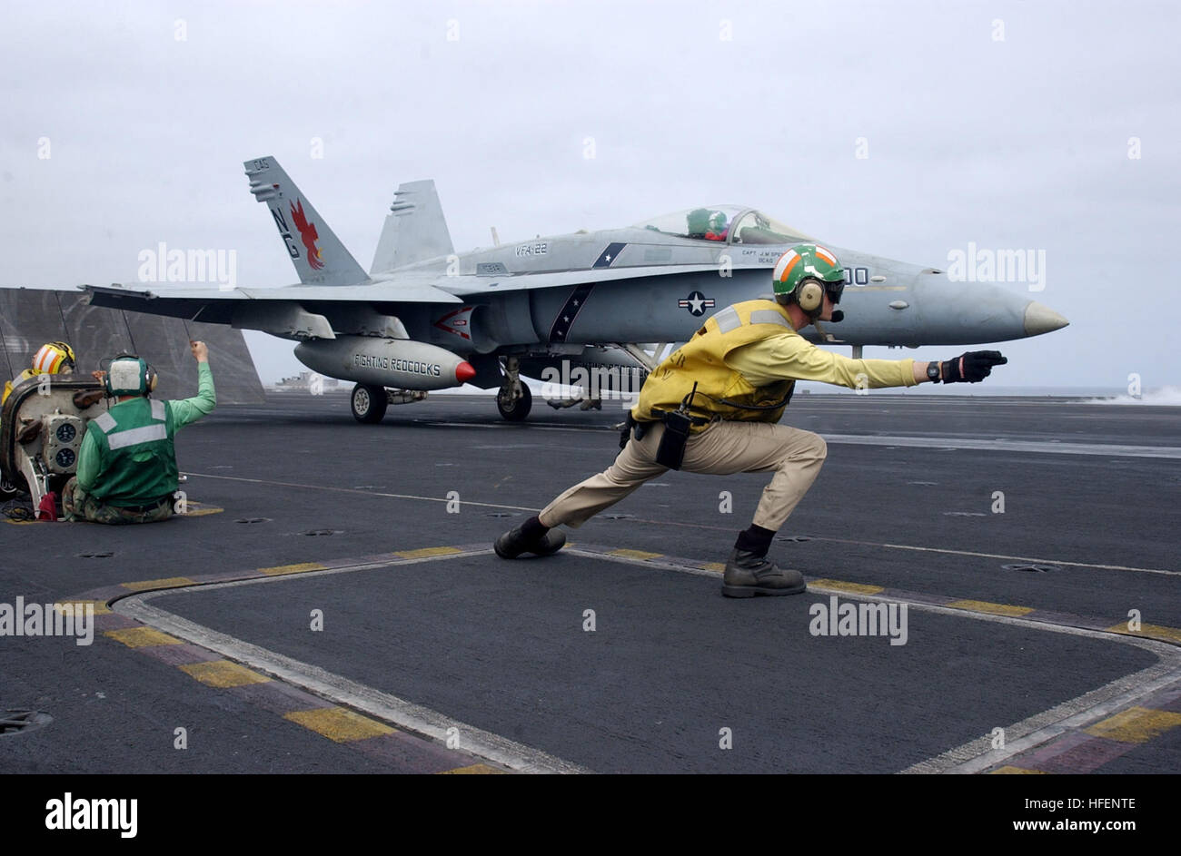 Flight deck shooter signals hi-res stock photography and images - Alamy