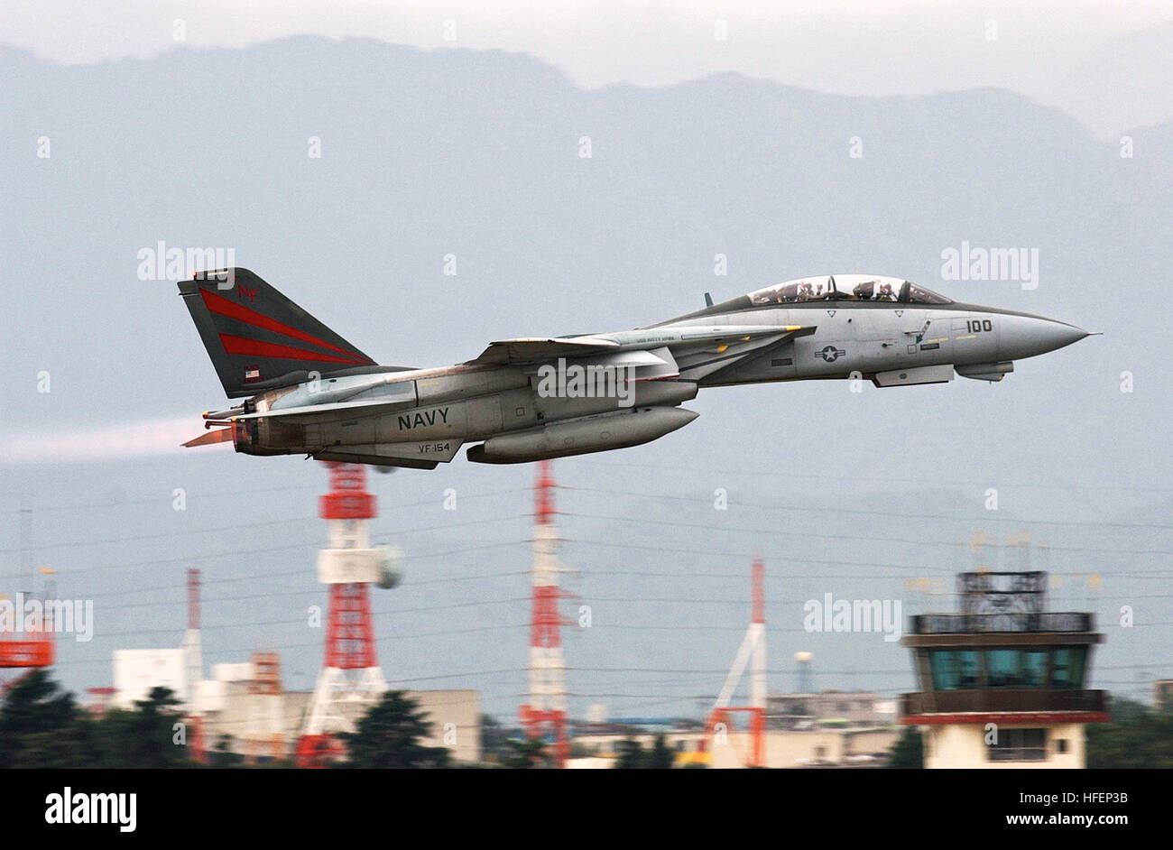 030924-N-5961C-001 Atsugi, Japan (Sept. 24, 2003) -- An F-14 Tomcat ...