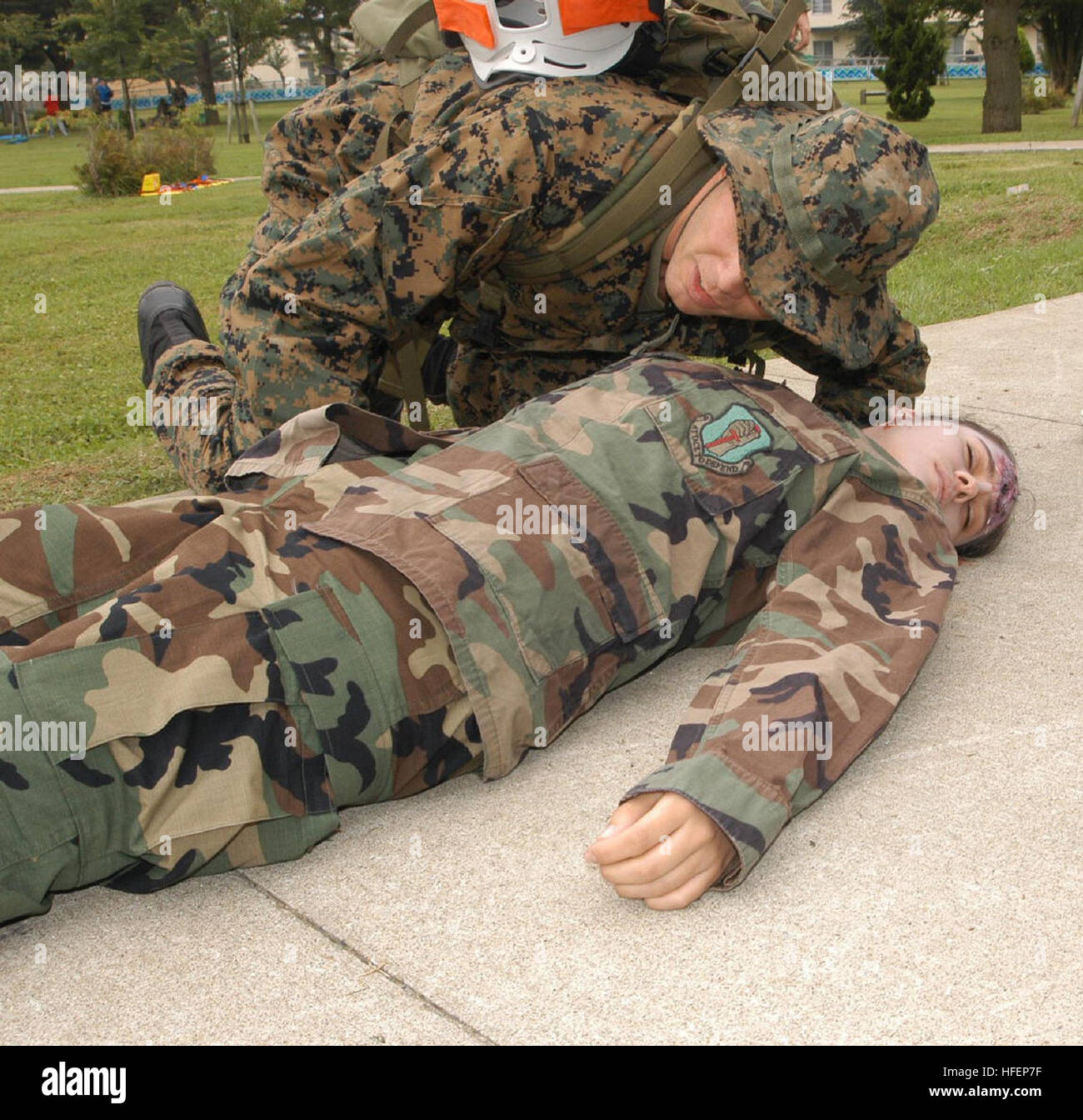 031003-N-2923W-003 Okinawa, Japan (Oct. 3, 2003) -- Hospital Corpsman ...