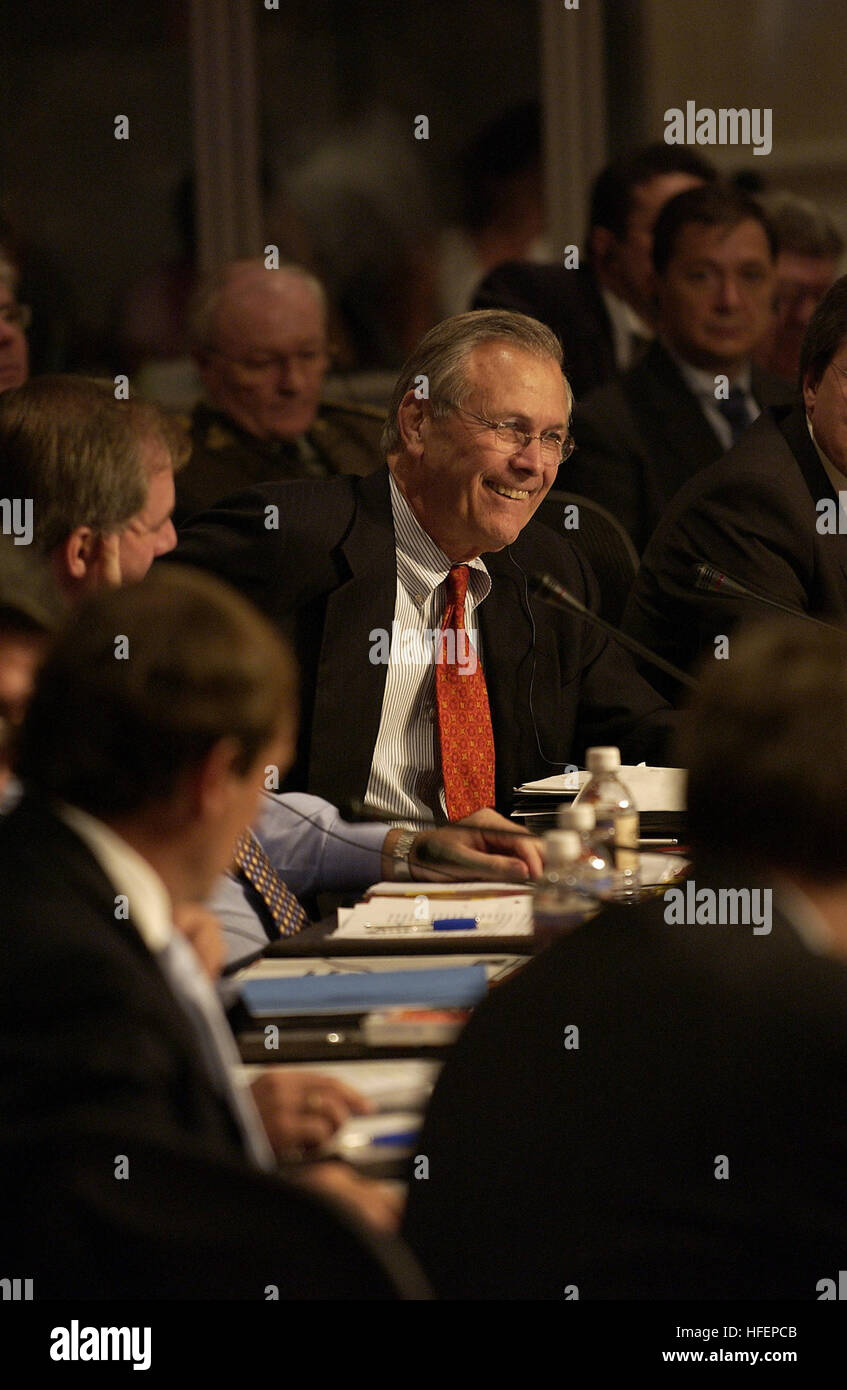 Nato conference table hi-res stock photography and images - Alamy